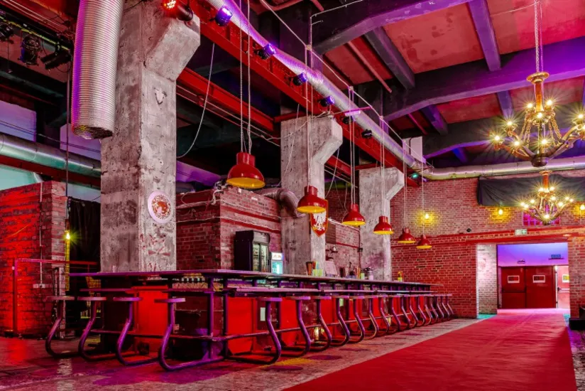 Sala Klubowa w Stocznia Gdańska - Klub Muzyczny B90 – konferencje.pl