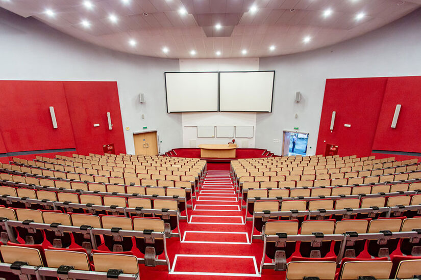 Aula w Kampus 600-lecia Odnowienia UJ Wydział Biologii i Nauk o Ziemi ...